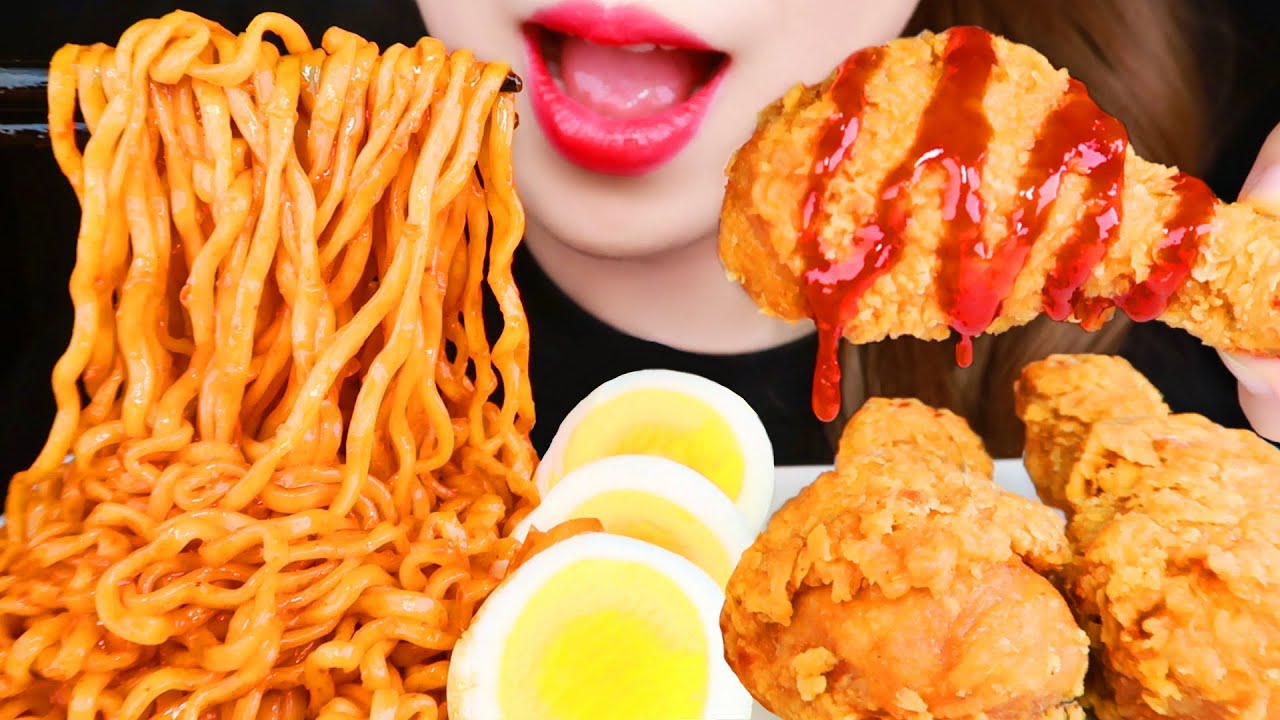 ASMR FIRED CHICKEN, FIRE NOODLES 치킨, 불닭볶음면 먹방 EATING SOUNDS MUKBANG NO ...