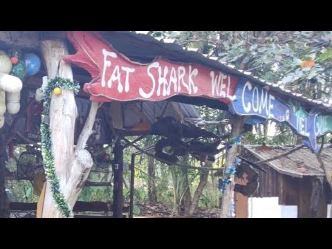 Khao Lak Thailand 2023, Fat Shark Bar am Ramada Resort, die Bar mit dem ...
