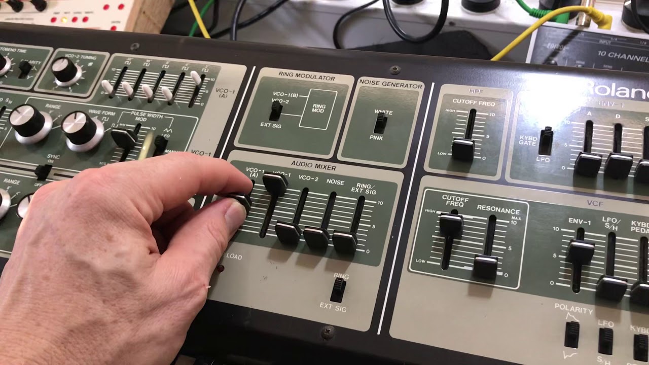 Roland SH7 with MIDI Kit SH-7 MikeSynth - YouTube