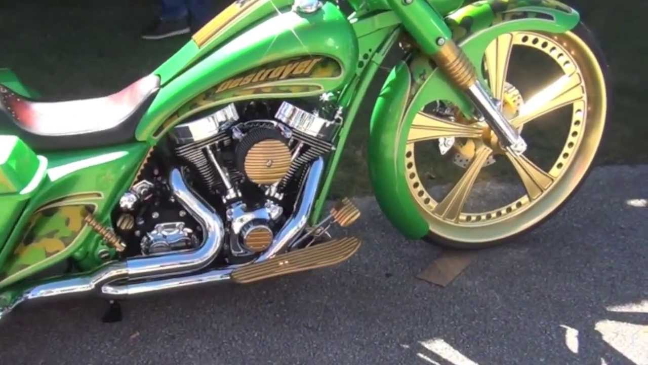 Super Custom Baggers ~ Biketoberfest 2012 ~ Daytona Beach,FL. - YouTube