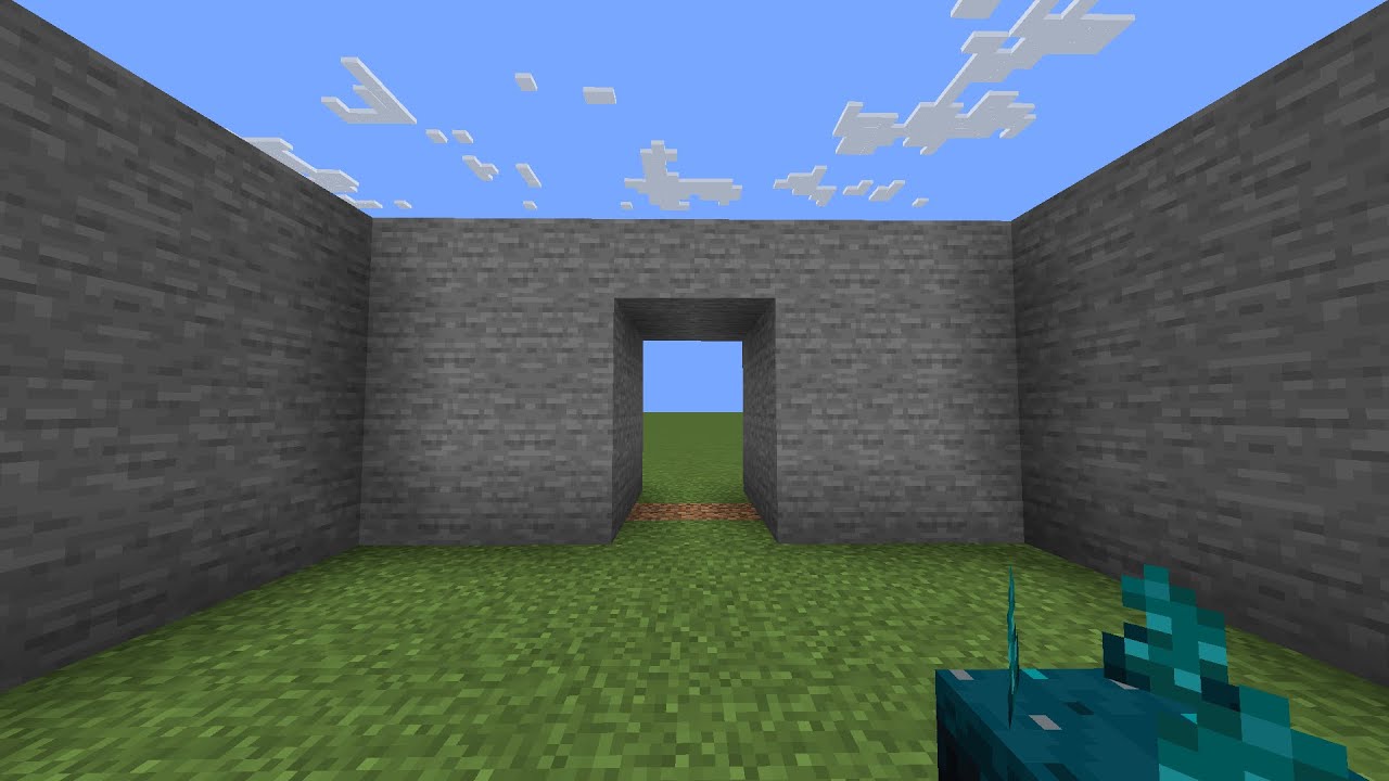 How to make redstone/skulk sensor door - YouTube