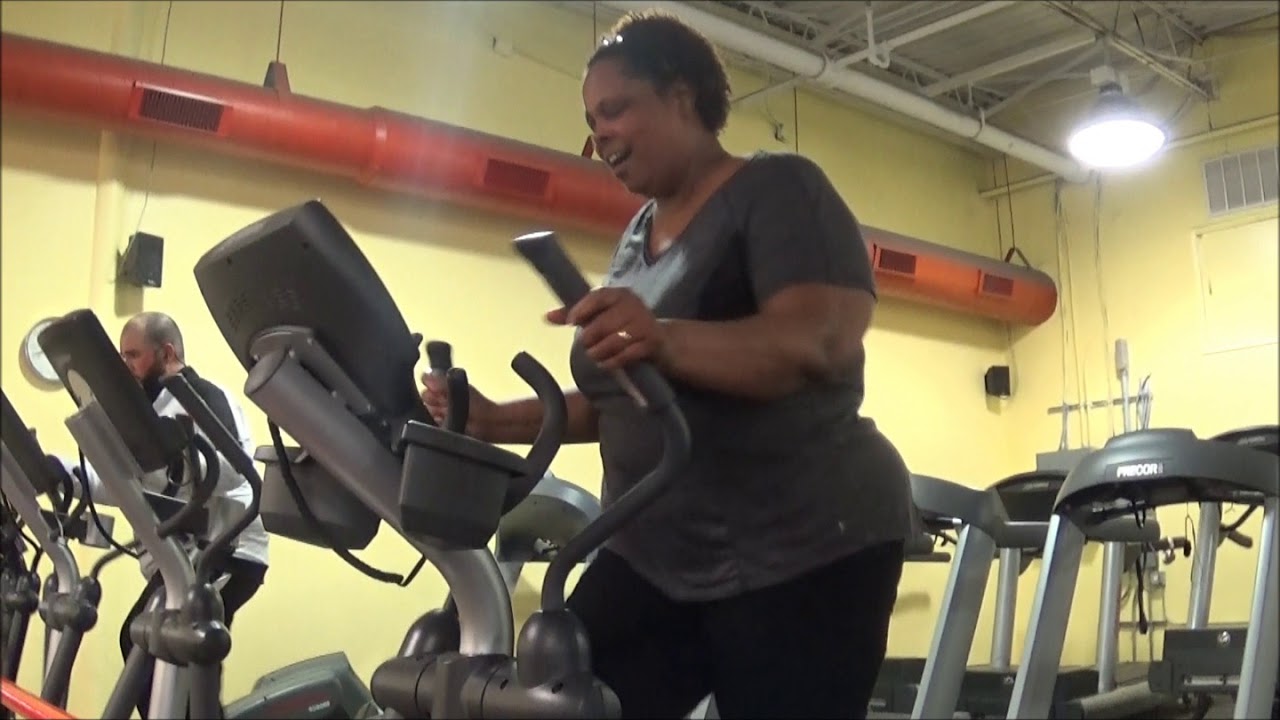 Nadia Morgan Training Day One @ Maximum Fitness - YouTube