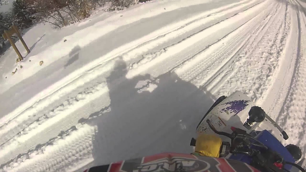 98 Banshee snow riding - YouTube