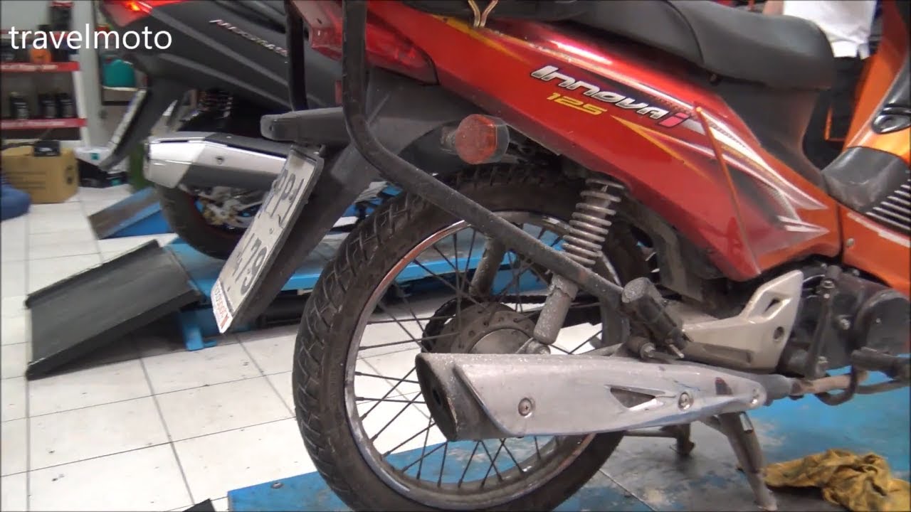 rear wheel remove:Honda innova 125cc παπί - YouTube