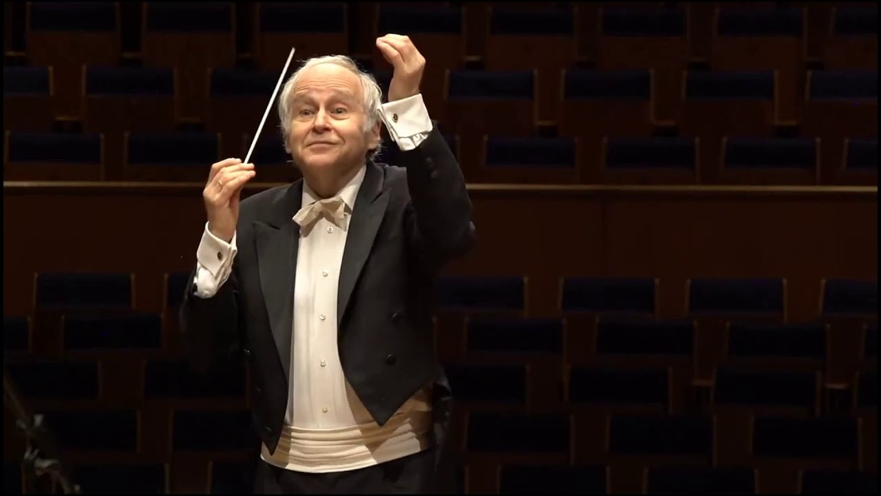 Adam Fischer conducts Dvorak Symphony No.9 - YouTube