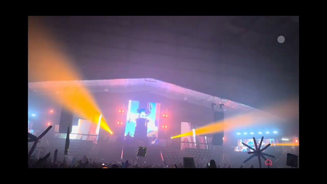 Wooli Lasers 9 - YouTube