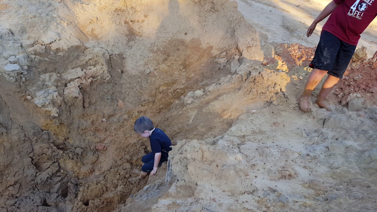 Ayden in the mud pitts - YouTube