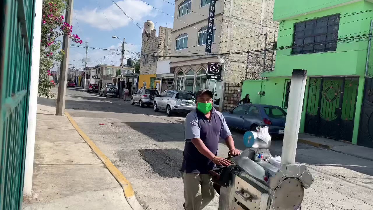 Los sonidos de MexicoEl Camotero y su peculiar silbato ,una tradición ...