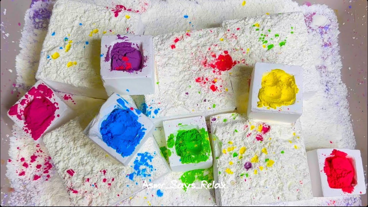 ASMR: Cube Bombs And Cornstarch Covered Blocks - YouTube