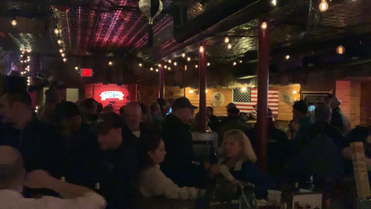 HOOCH performs Snodeo at Wakely’s in Old Forge NY - YouTube