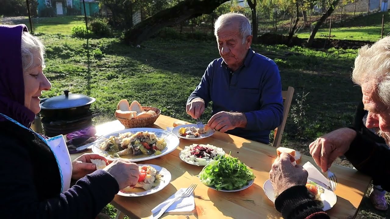 The most delicious cooking of amur fish and the recipe for village ...
