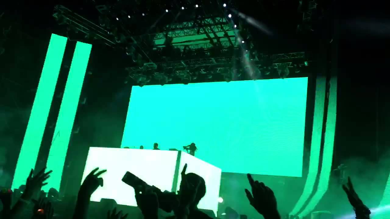 Axwell Ingrosso@ultrajapan(we come,we rave we love) - YouTube