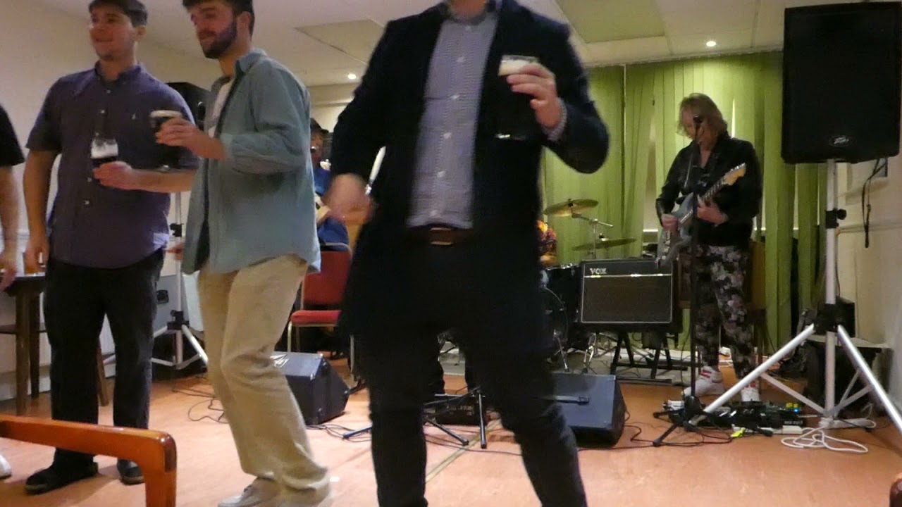 Riot in Cell Block number 9 - YouTube