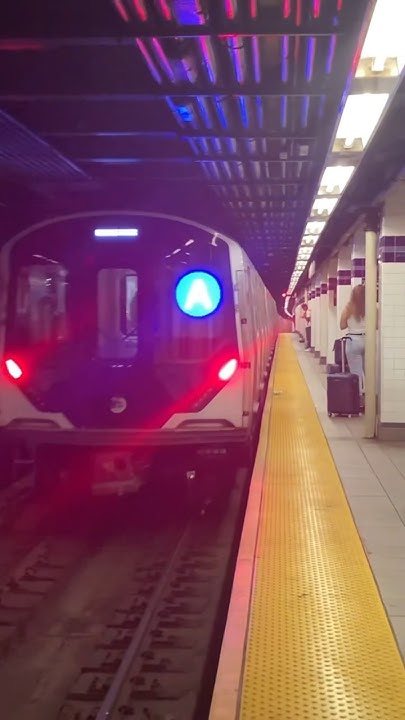 R211a (A) train leaving Jay st Metrotech - YouTube