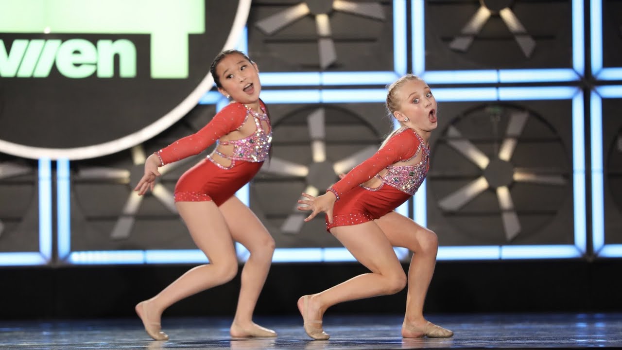 Everleigh Soutas and Khloe Kwon duo - BLOW - YouTube