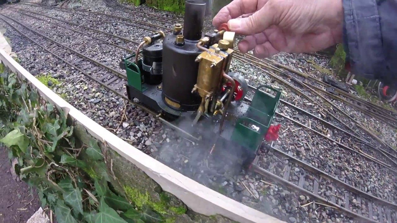 BRUNEL VERTICAL BOILER MAMOD STEAM LOCO -TESTRUN - YouTube