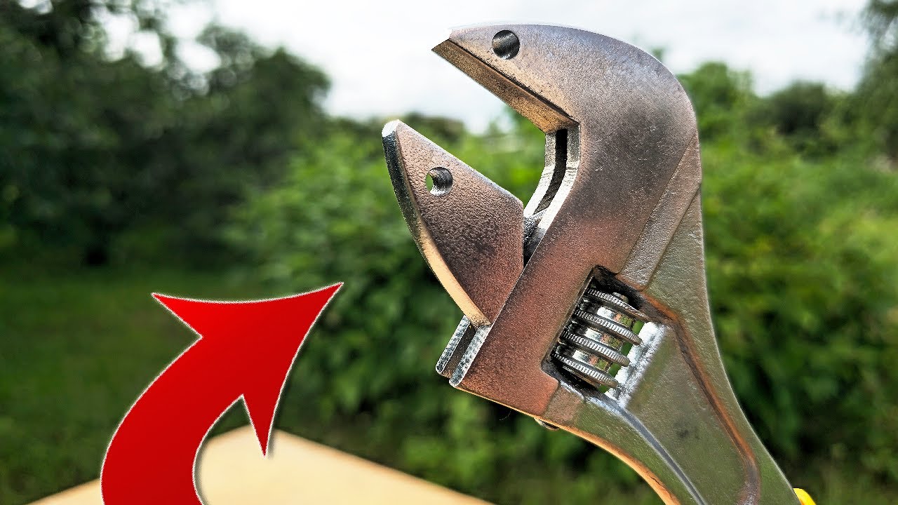 BRILLIANT IDEA FROM AN ADJUSTABLE WRENCH!!! - YouTube