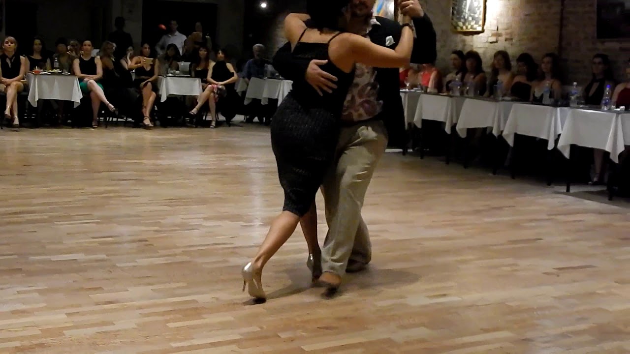 Veronica Olivera y Alejandro Lencina - YouTube