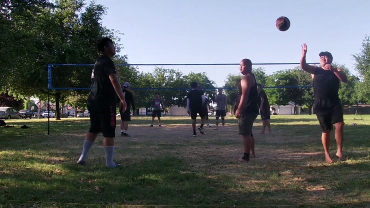 Team purge volleyball - YouTube