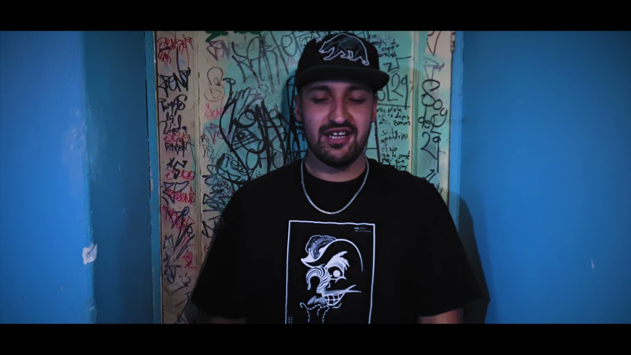 Aquella - Senzor (Official Music Video) - YouTube