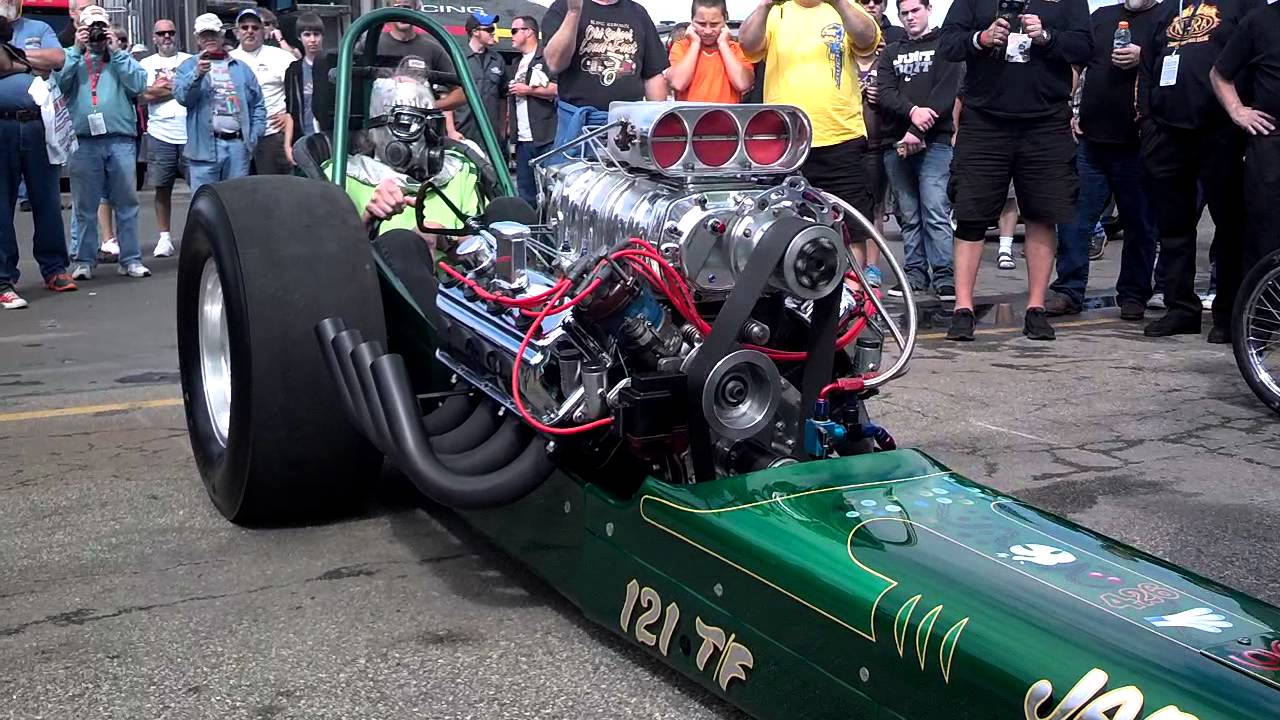Jade Grenade warms up New England Dragway 2013 - YouTube