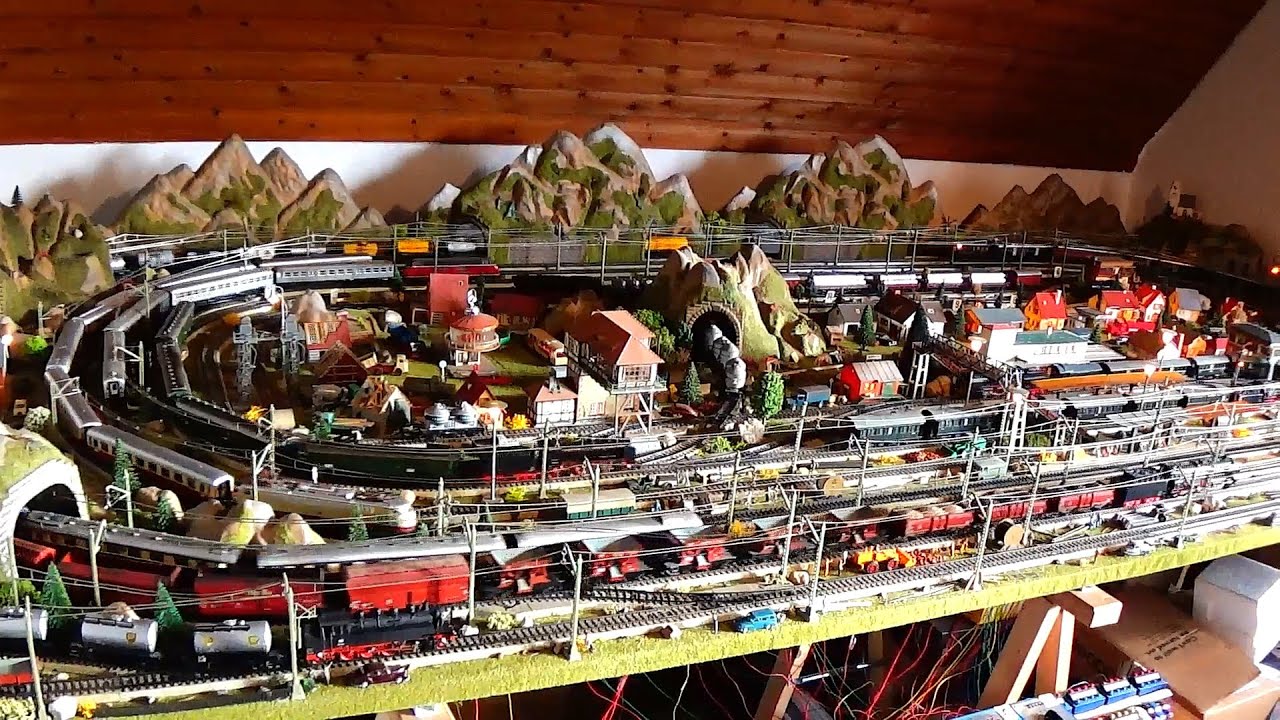 Vintage Marklin Train Layout Vintage Märklin 2934 Train Starter Set
