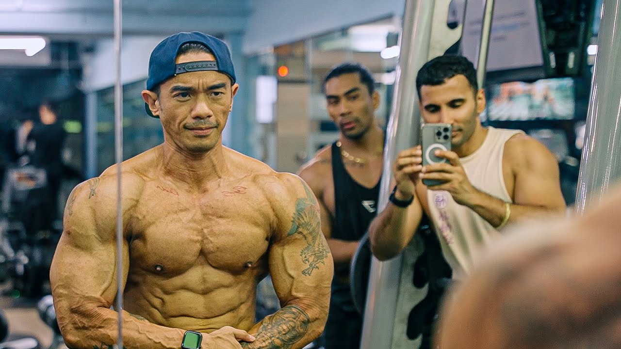 Intense Chest Workout At 4 Weeks Out Youtube
