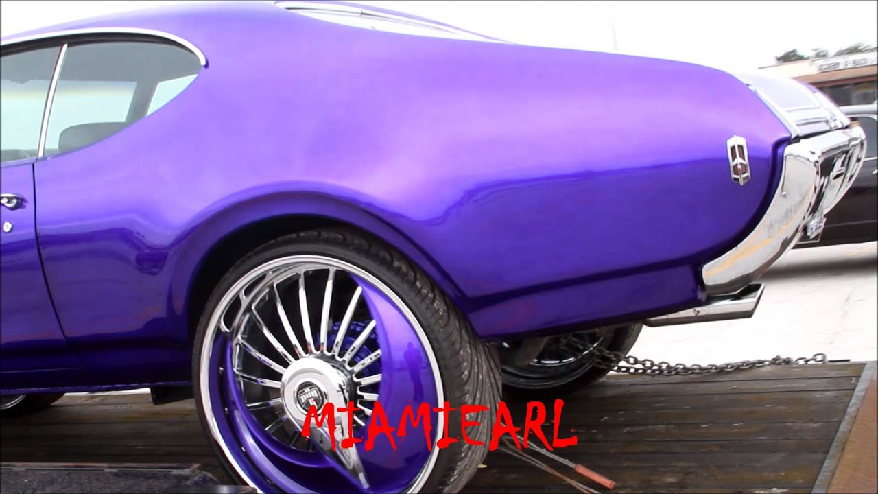CANDY BURPLE CUTLASS ON 26" DUB AZZMACKAS- FLORIDA CLASSIC 2013 - YouTube