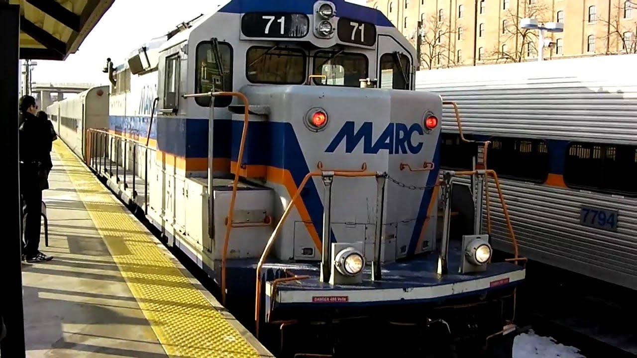 MARC Engine 71 GP39 Arriving at the Camden Station - YouTube