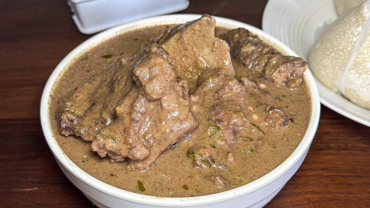 SWEET GROUNDNUT SOUP OKRA / PEANUT SOUP RECIPE | CAMEROON 🇨🇲 FOOD - YouTube