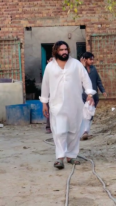 Hassan Qureshi 302 Farm With Dangerous Cows 2025 🔥#302 #shorts #youtubeshorts #viralvideo #cow ...