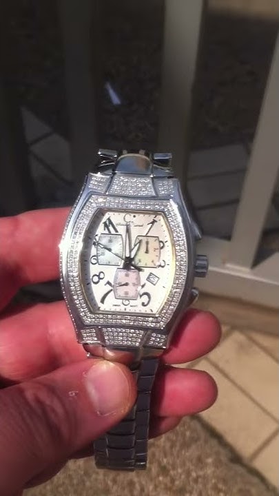 Claudia Patrick 3 Ct diamond watch - YouTube