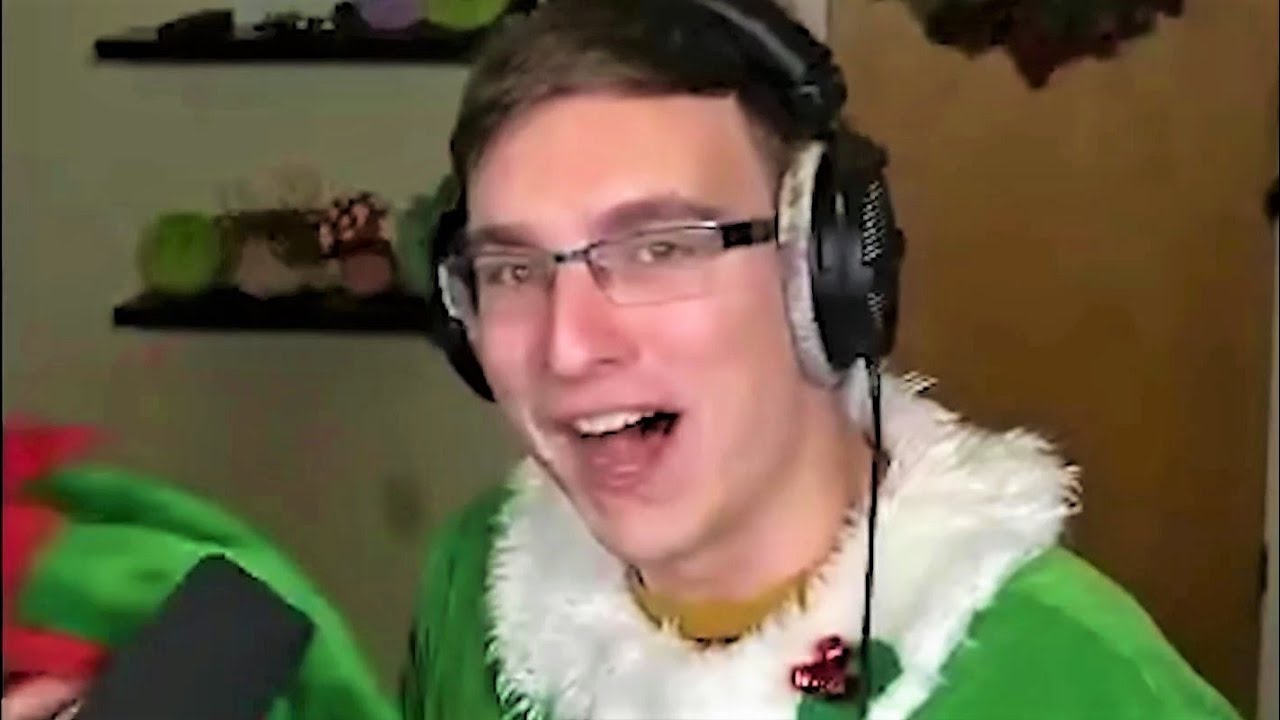 I Made a Christmas Song With Wilbur Soot - YouTube