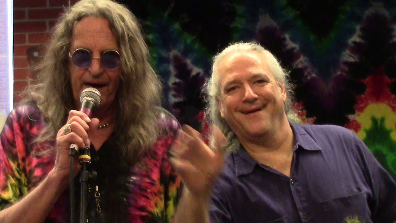 Hello Barry!! - YouTube