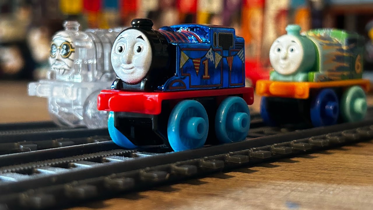 Mini and Mighty! | Day Out With Thomas Build Your Own Minis Case Review ...