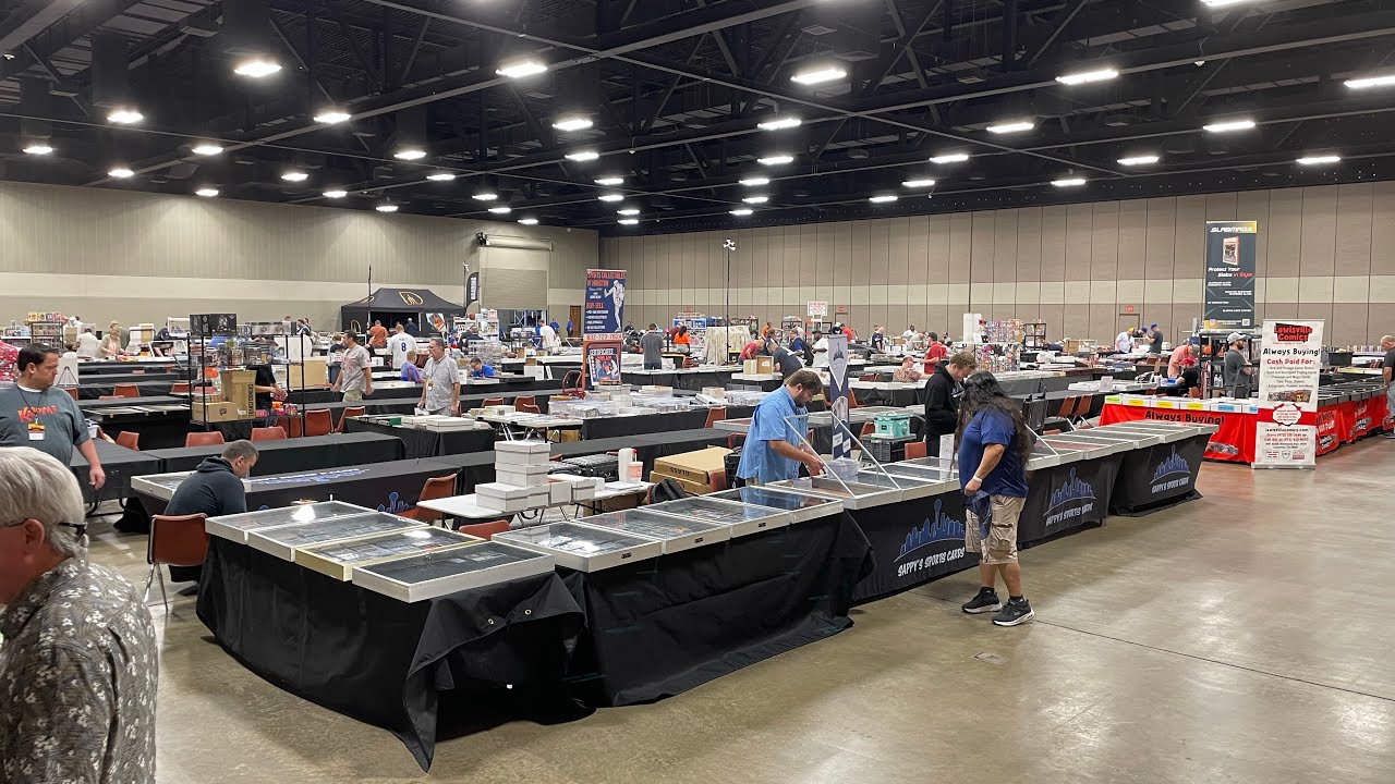 Dallas Card Show Arlington edition. Show pick ups - YouTube