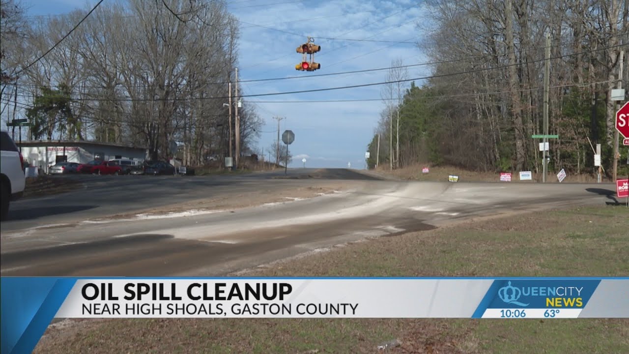 500 gallons of cooking oil spill by US-321 near Gaston County - YouTube