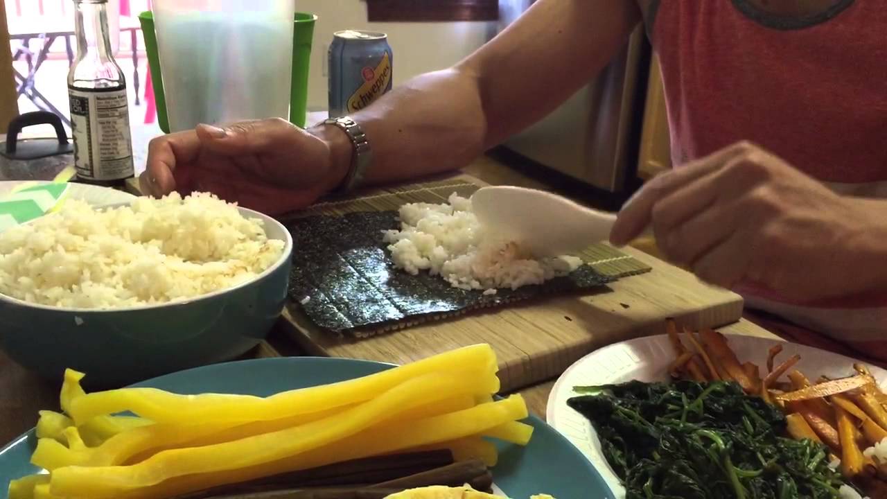 Isao making Kim Bab - YouTube