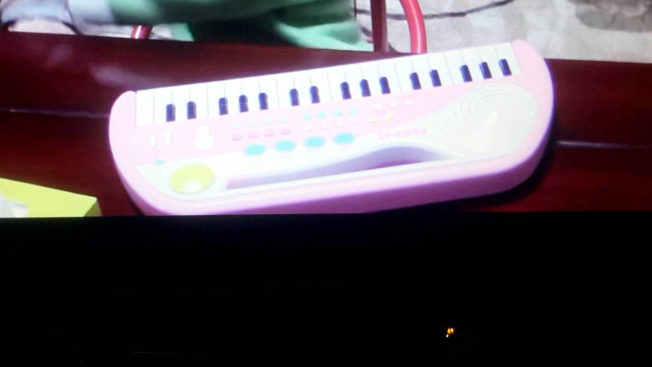 20 POLLEY WOLLY DOODLE 21 JNGEL BELL - YouTube