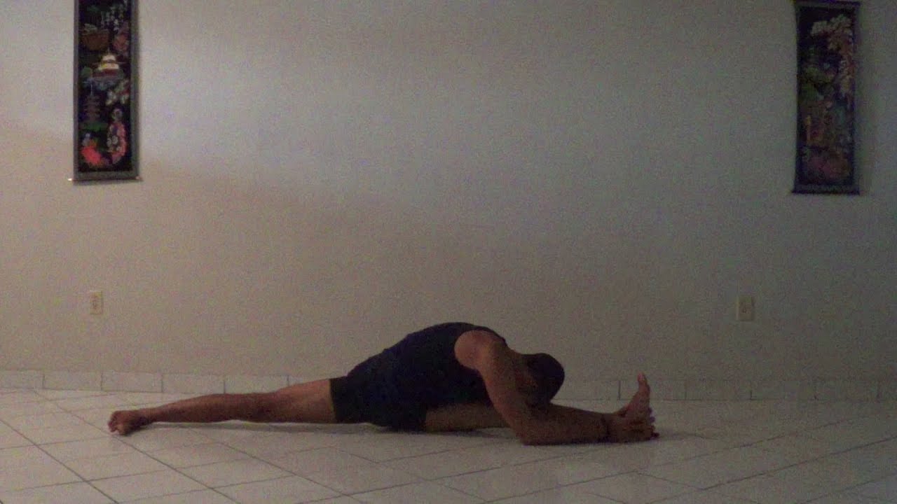 How to get into a Modified Middle Split - YouTube