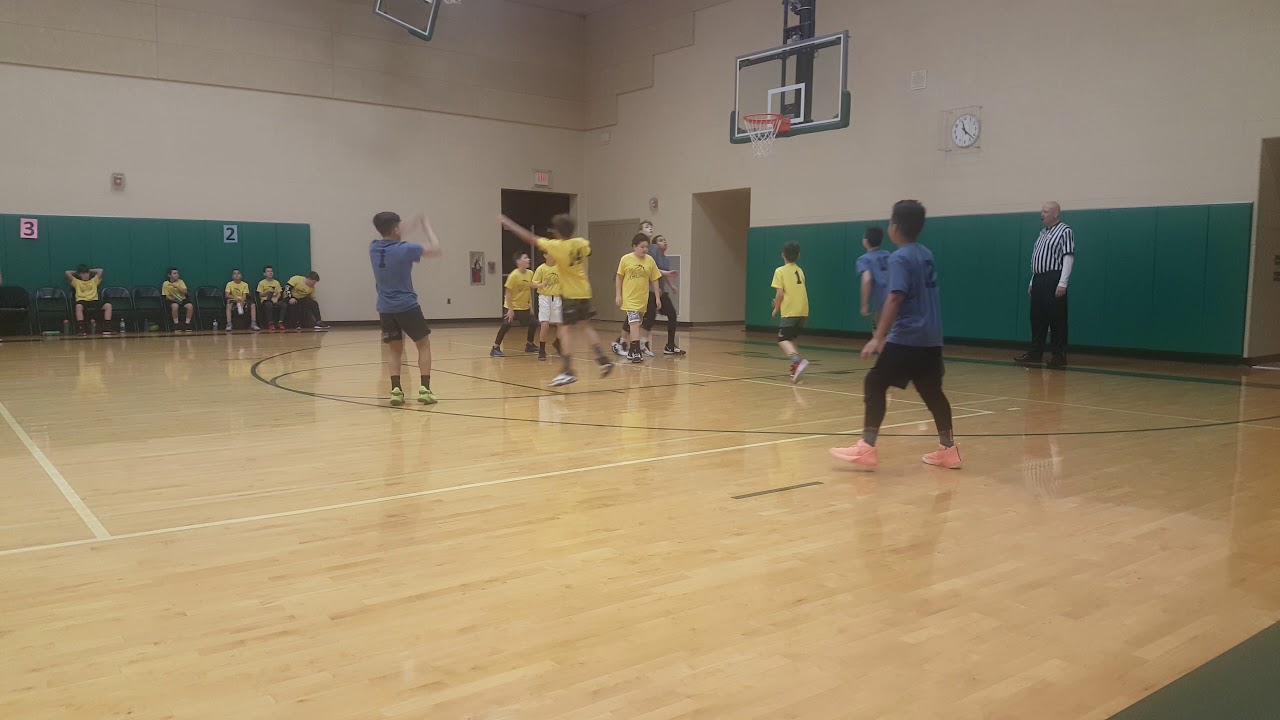 Avery Basketball 2nd long shot 4th layup 1/11/2020 - YouTube