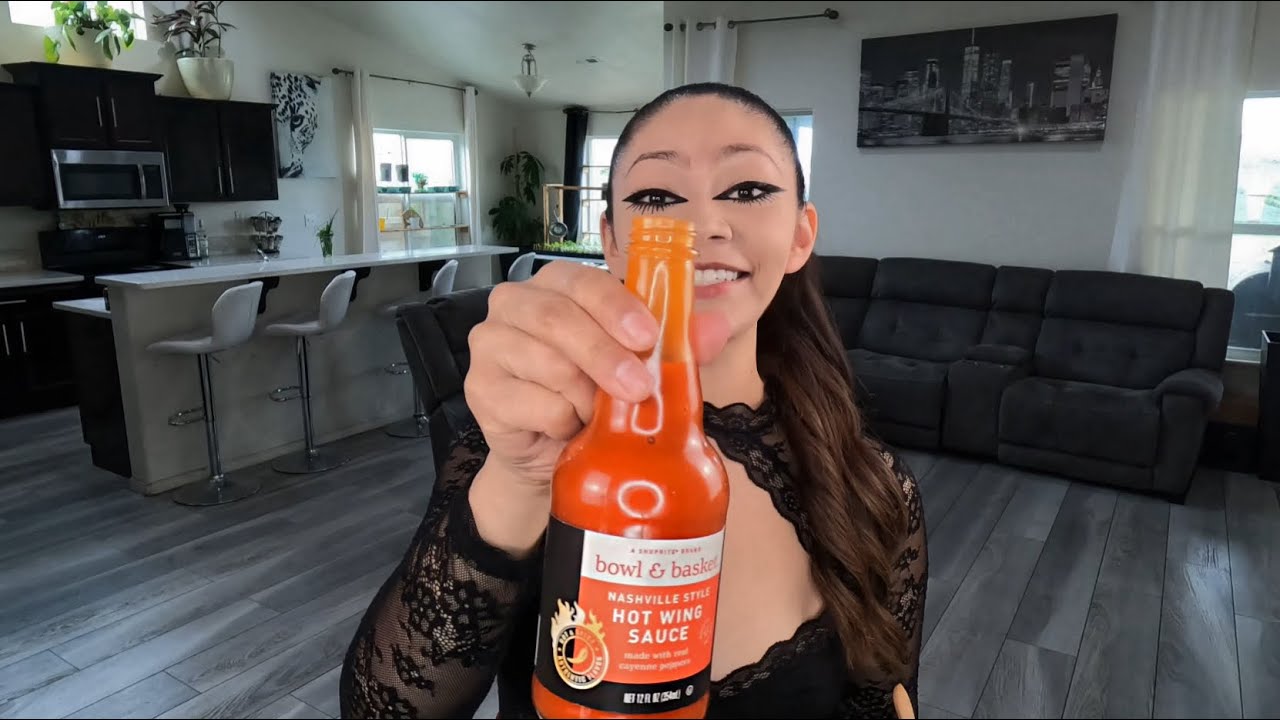 PEPPER PRINCESS | NASHVILLE STYLE | HOT WING SAUCE - YouTube