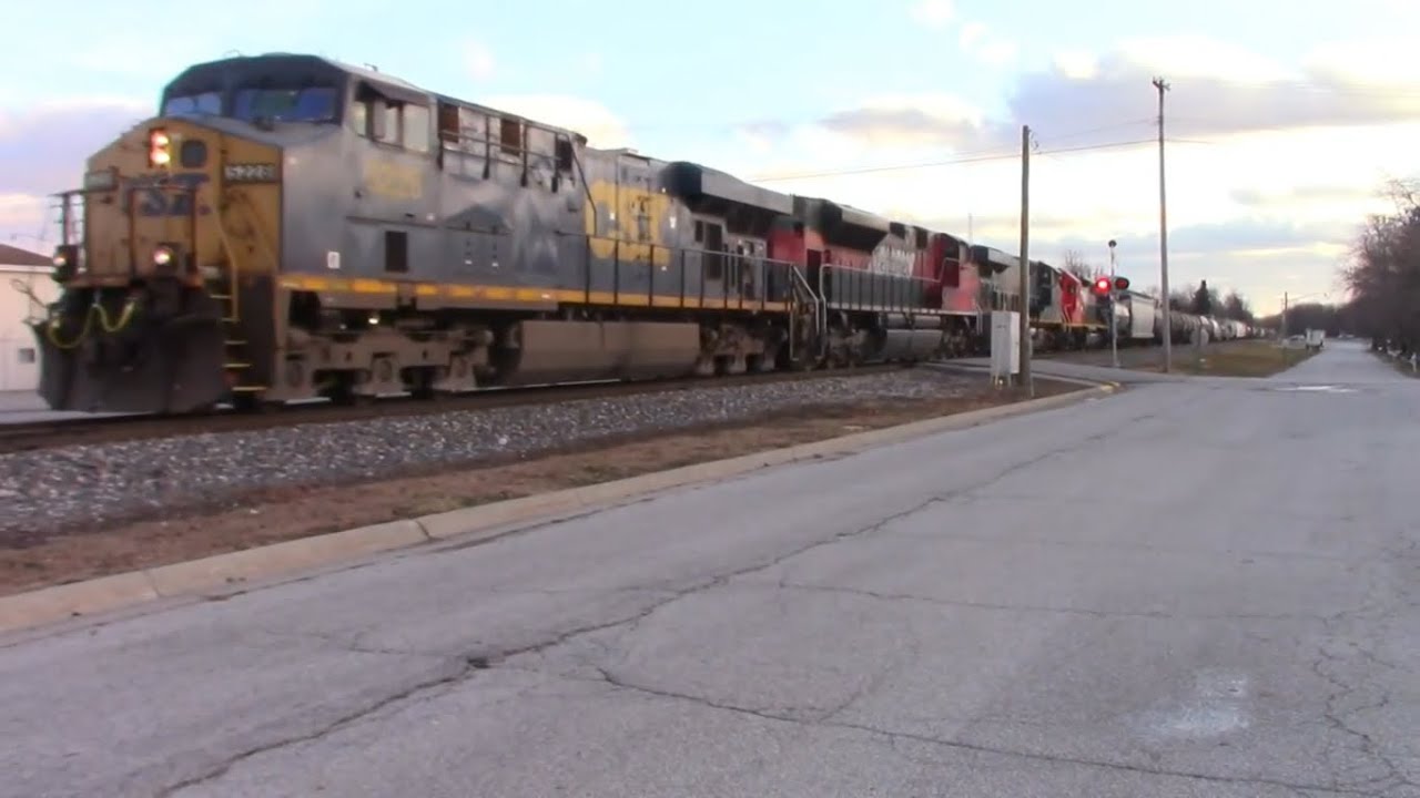 CSX Q642 w/ CSX 5228, FXE 4089, CSX 3138, and CN (EJE) 674 in Brookston ...