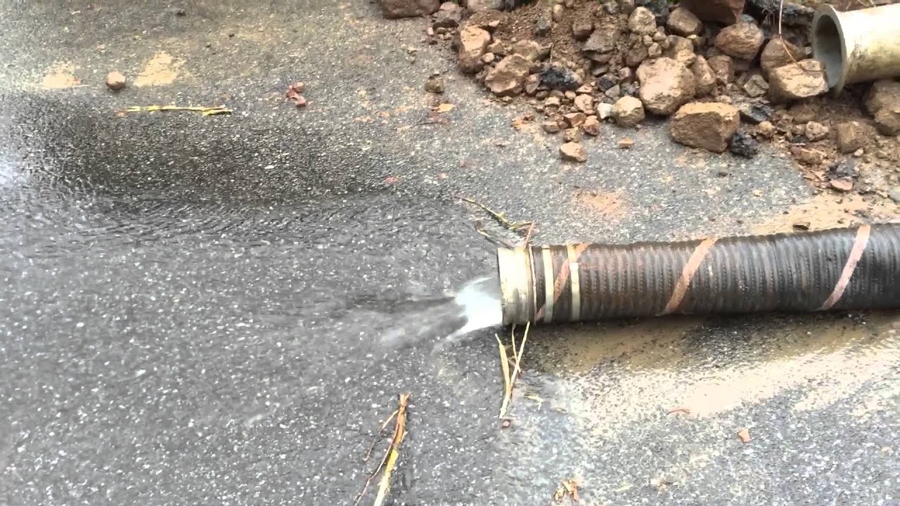 water main swabbing - YouTube