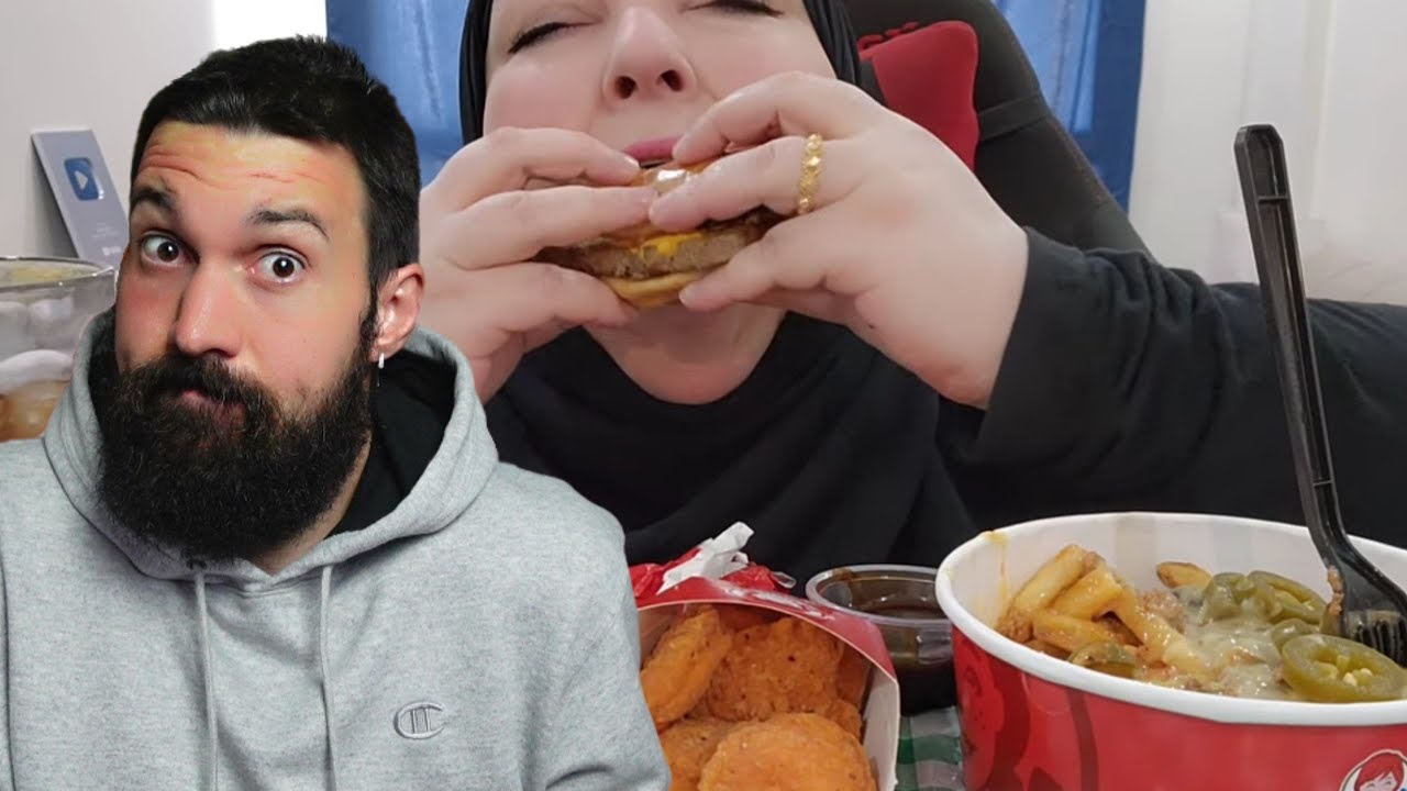 I discuss a return to muckbangs (again) ft. Foodie Beauty - YouTube