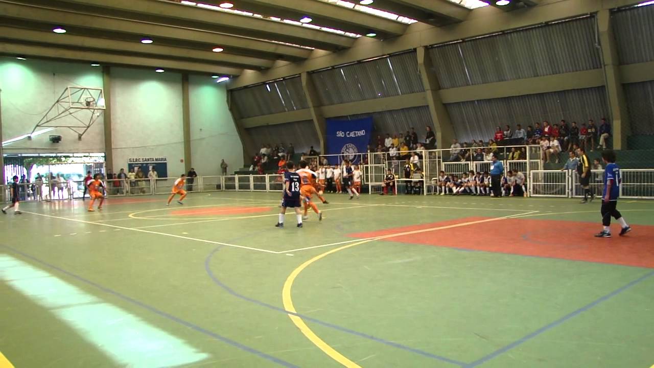SAS VEDETE X SÃO CAETANO...GOL DO CAMISA 8 -JUNINHO - YouTube