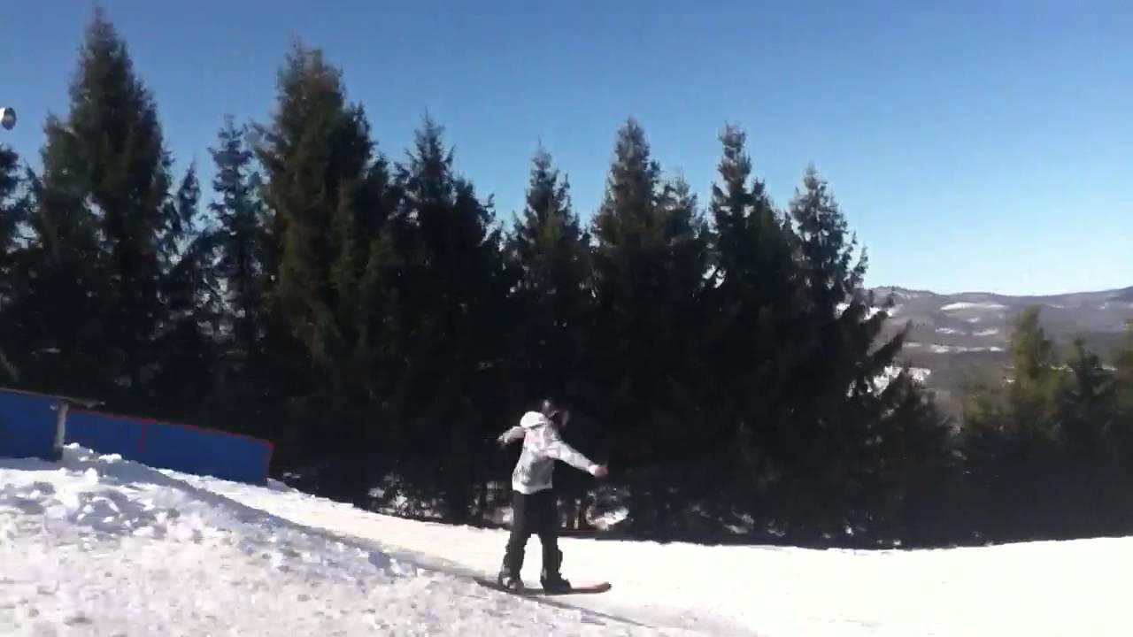 Snowboard wipeout - YouTube