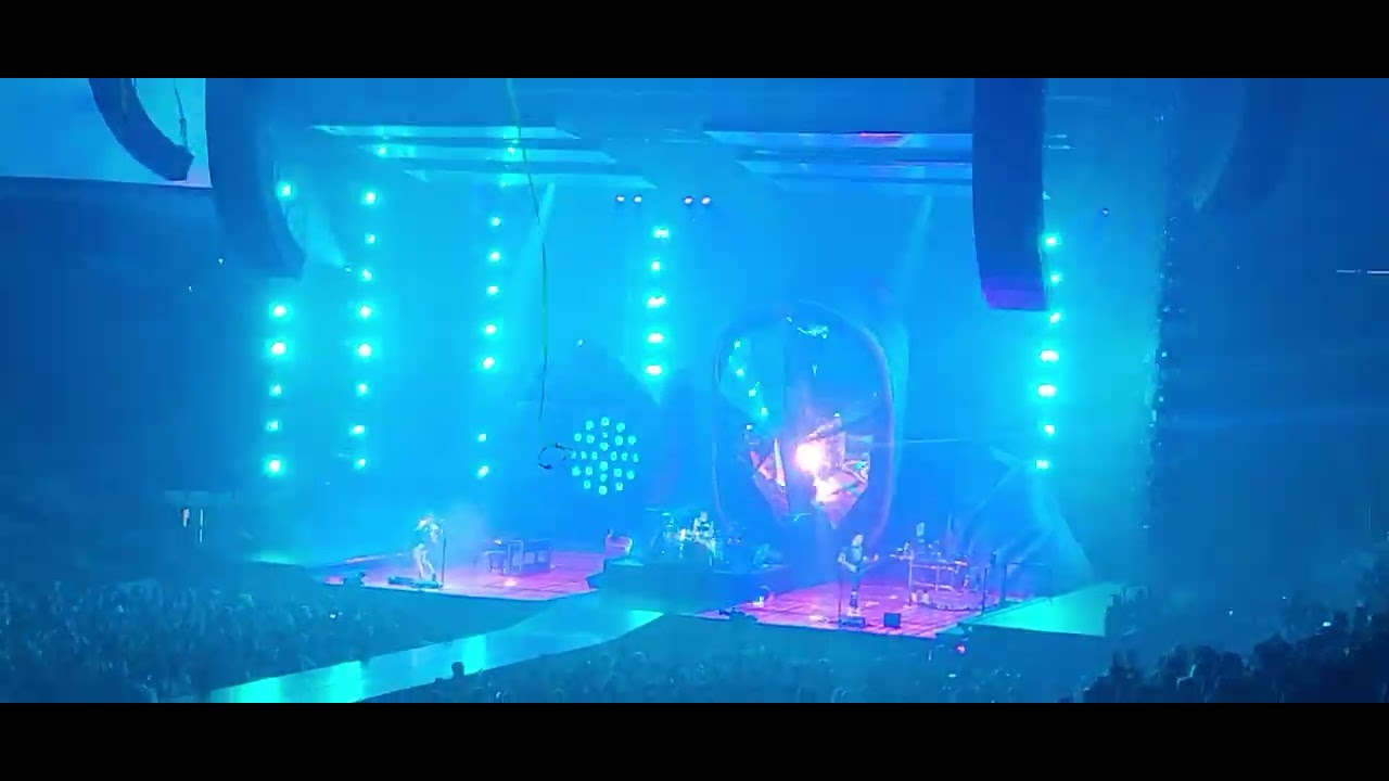 Muse - Madness Live (Target Center - Minneapolis, MN 2-26-2023) - YouTube