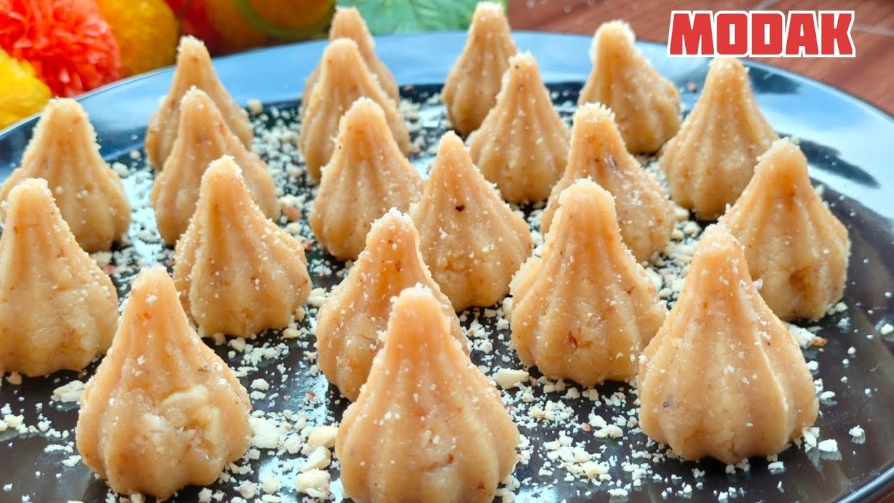 Modak | Mawa Modak recipe | Coconut mawa modak | khoya modak | मोदक ...