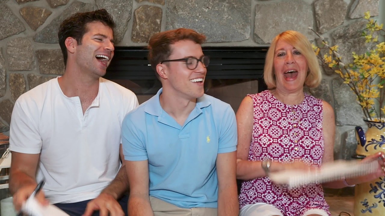 WHO KNOWS ME BETTER?! (fiancé vs mom) | Taylor and Jeff - YouTube